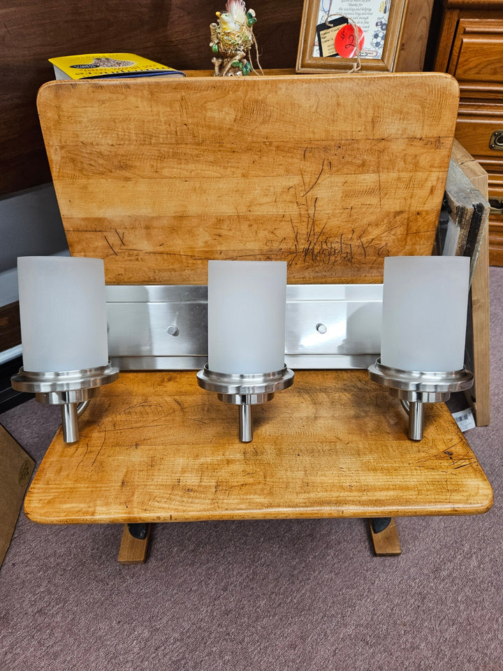 Lighting – New Leaf Consignment Plus