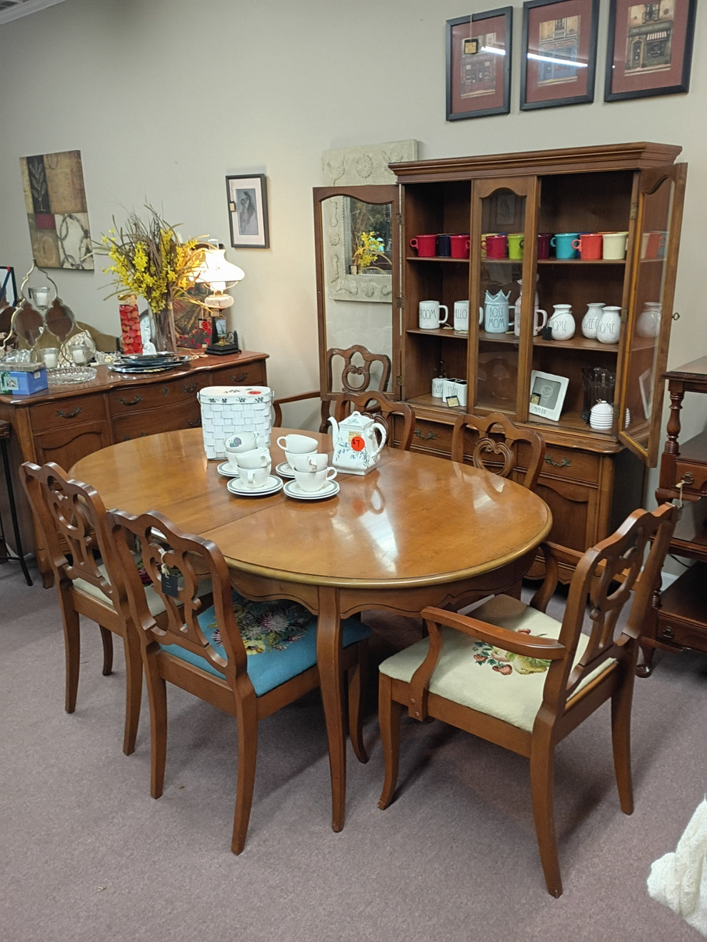 Country French Dining Set – New Leaf Consignment Plus